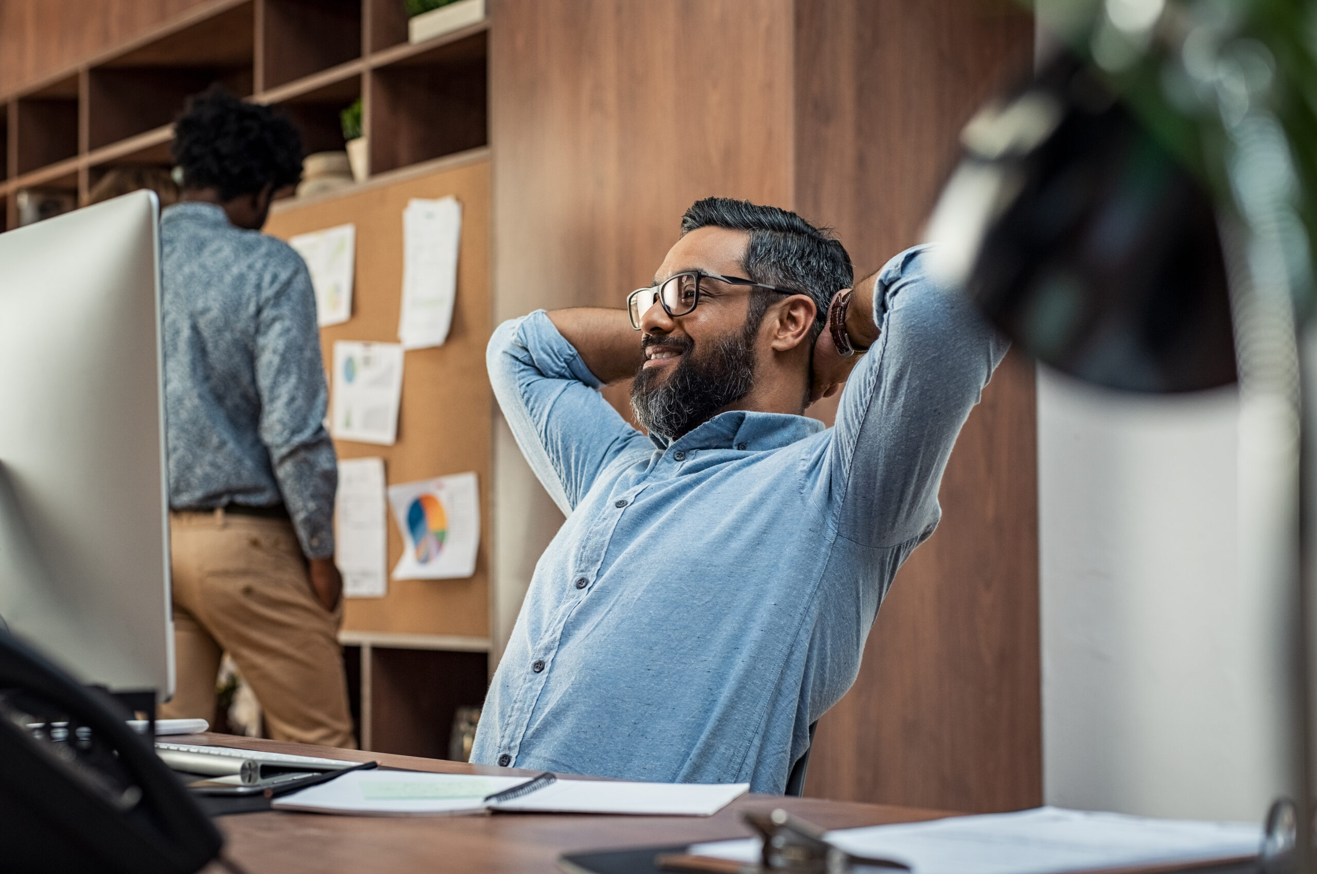 Saúde mental no trabalho: 6 estratégias para promovê-la - Clan